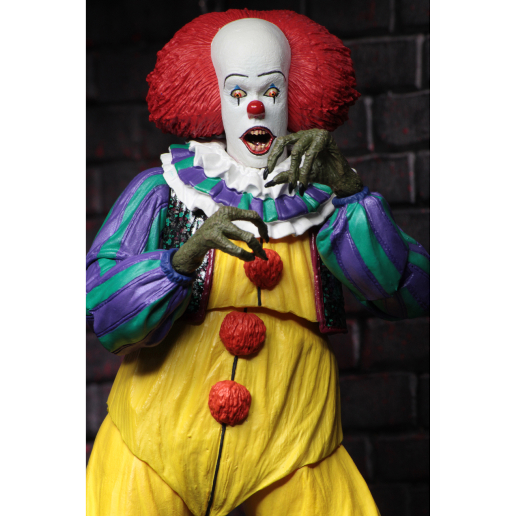 IT Pennywise 1990 Movie Tim Curry NECA 7″ Action Figure – ONLY COOL STUFF